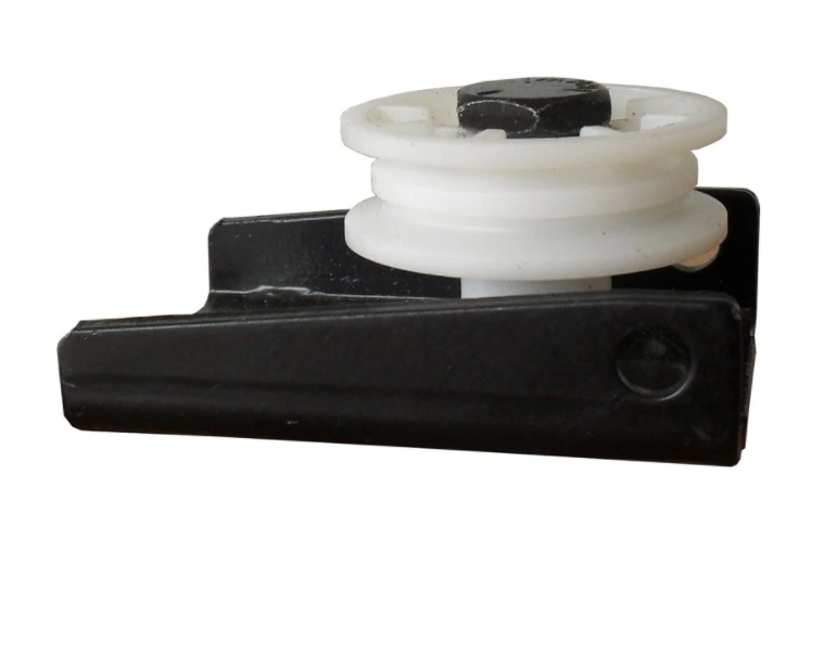 B&D CONTROLL-A-DOOR 4 SUPPORT CHAIN PULLEY ASSEMBLY (NOSE CONE) (USED ...